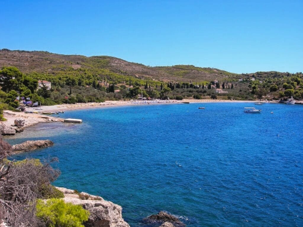 Διακοπές στις Σπέτσες | Πλήρης ταξιδιωτικός οδηγός